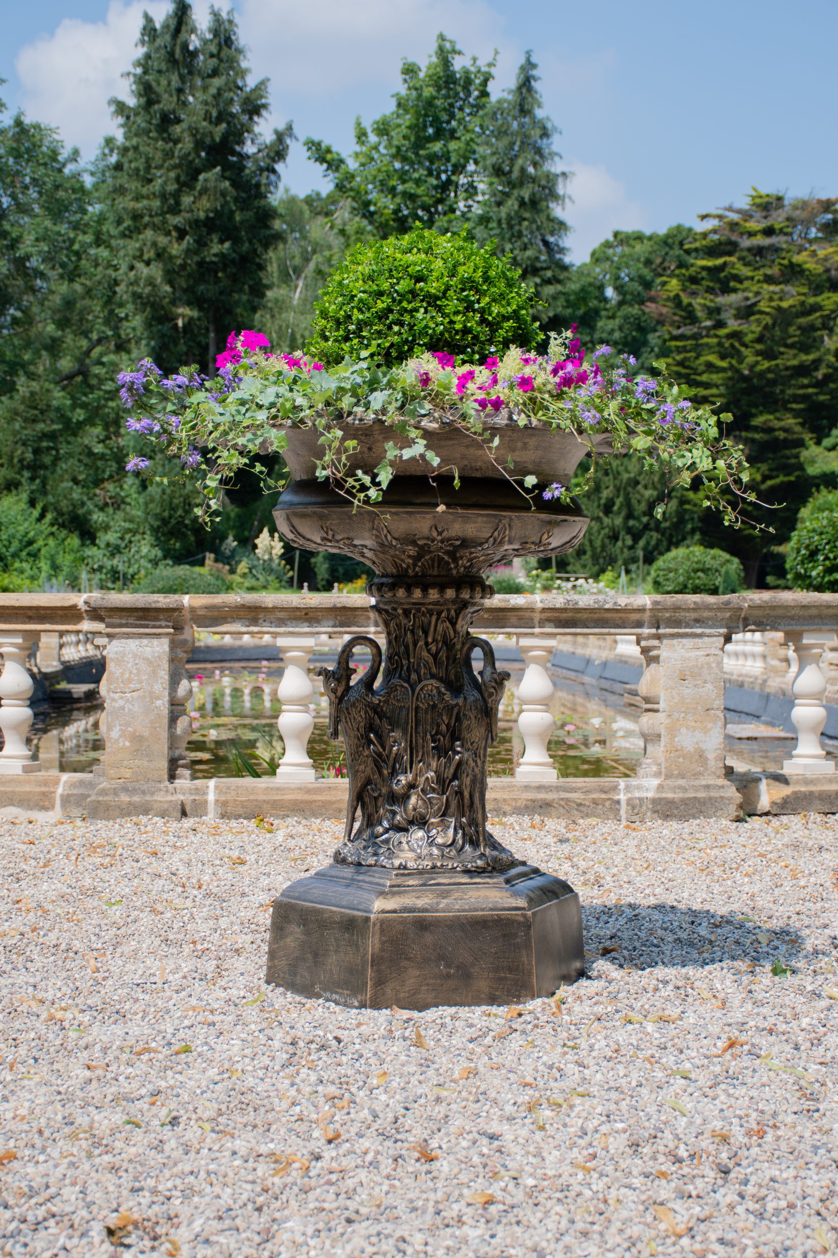 Giant Swan Urn - Garden Wonders UK